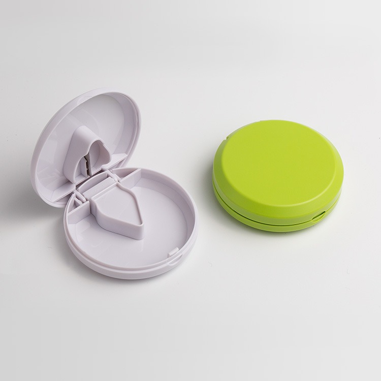 Plastic Portable Pill Cutter | Accurate Pill Cutting Tool